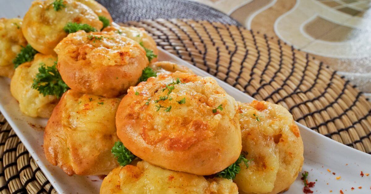 Chicken Arrabbiata Bread Rolls with Umami | Umami Recipes | Umami ...